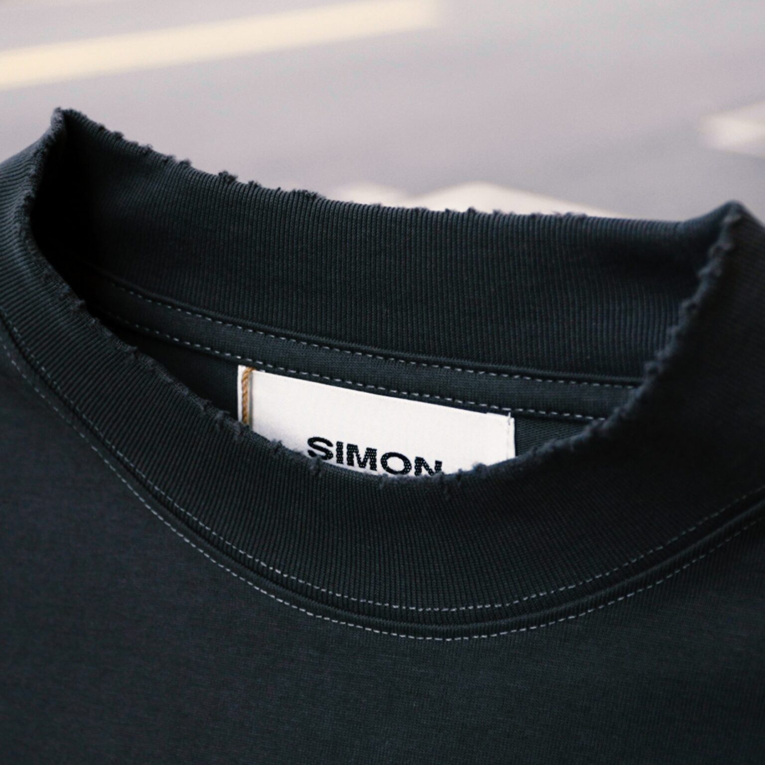 趙翊帆 X SIMON.co LOGO 薄長Tee – KAO!INC.